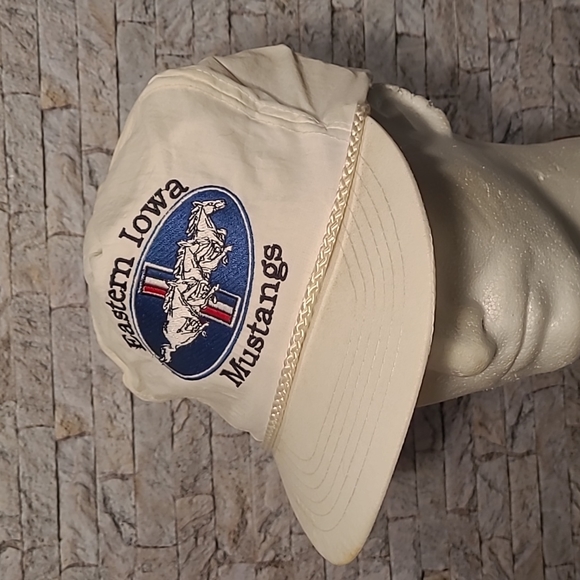 OTTO | Accessories | Eastern Iowa Mustangs Car White Adjustable Hat Cap ...
